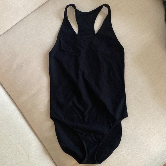 Capezio | Tops | Capezio Seamless Rib Racerback Leotard Mediumlarge ...